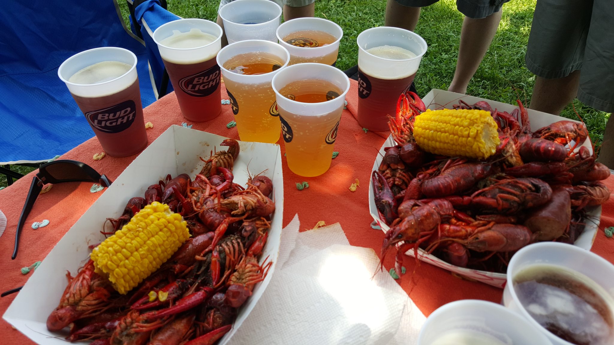 Annual DC LCC Crawfish Boil – Detomos Abroad