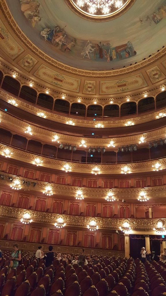 10 The Teatro Colon Opera House – Detomos Abroad