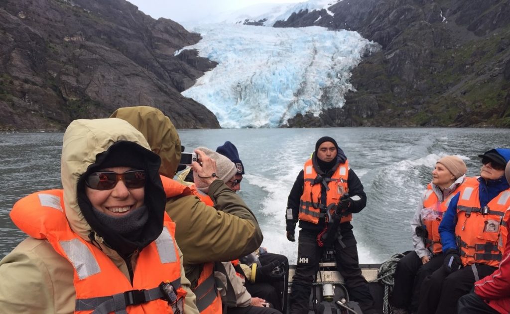 18 Riding the Zodiac in front of the Condor Glacier – Detomos Abroad